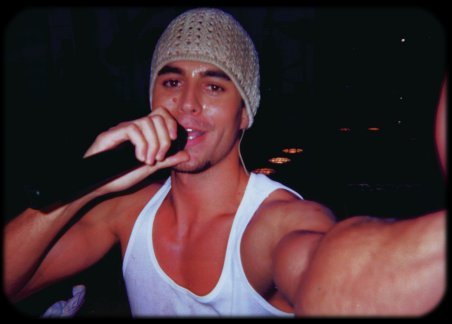 Enrique Iglesias caps & hats photos - enr7que